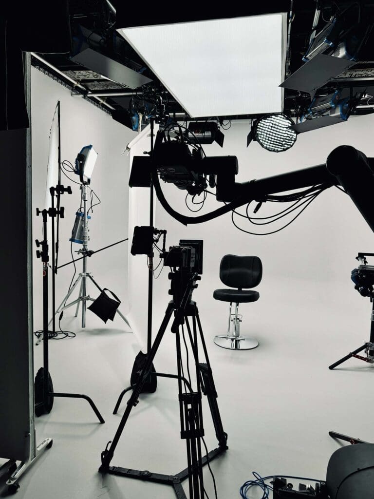 Small Studio Lighting Setup: Custom Solutions For Compact Spaces